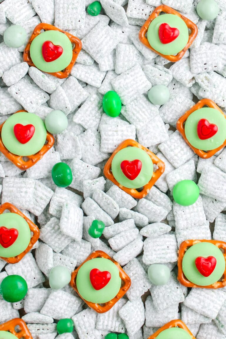 Grinch Snack Mix - The Cozy Fork